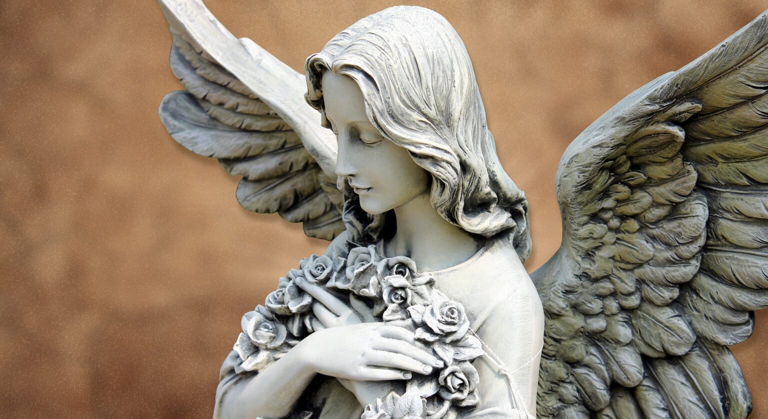 Popular myths about guardian angels - CatholicIntl.com